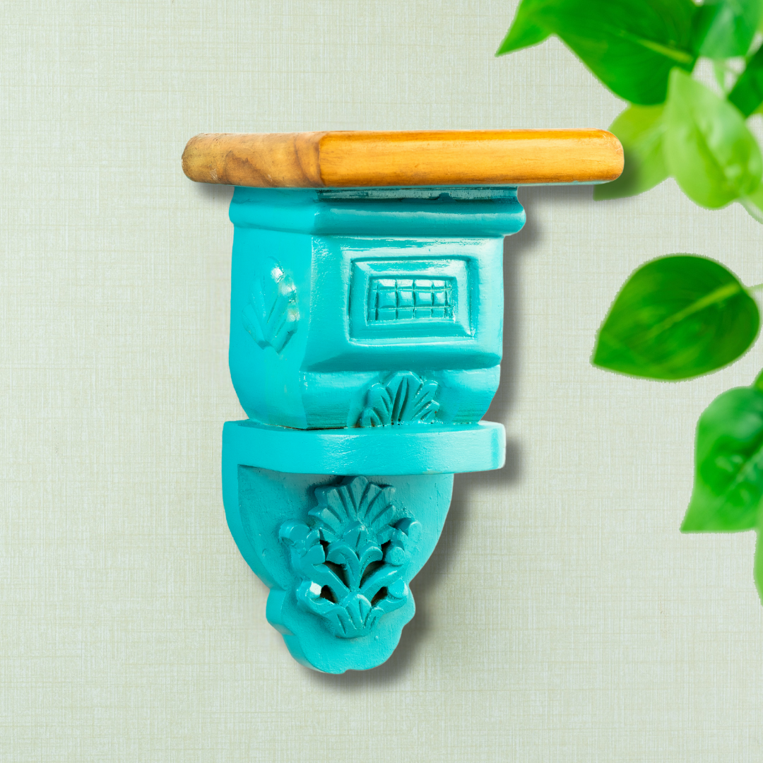 Wooden pillar wall hanger – Kamsthala